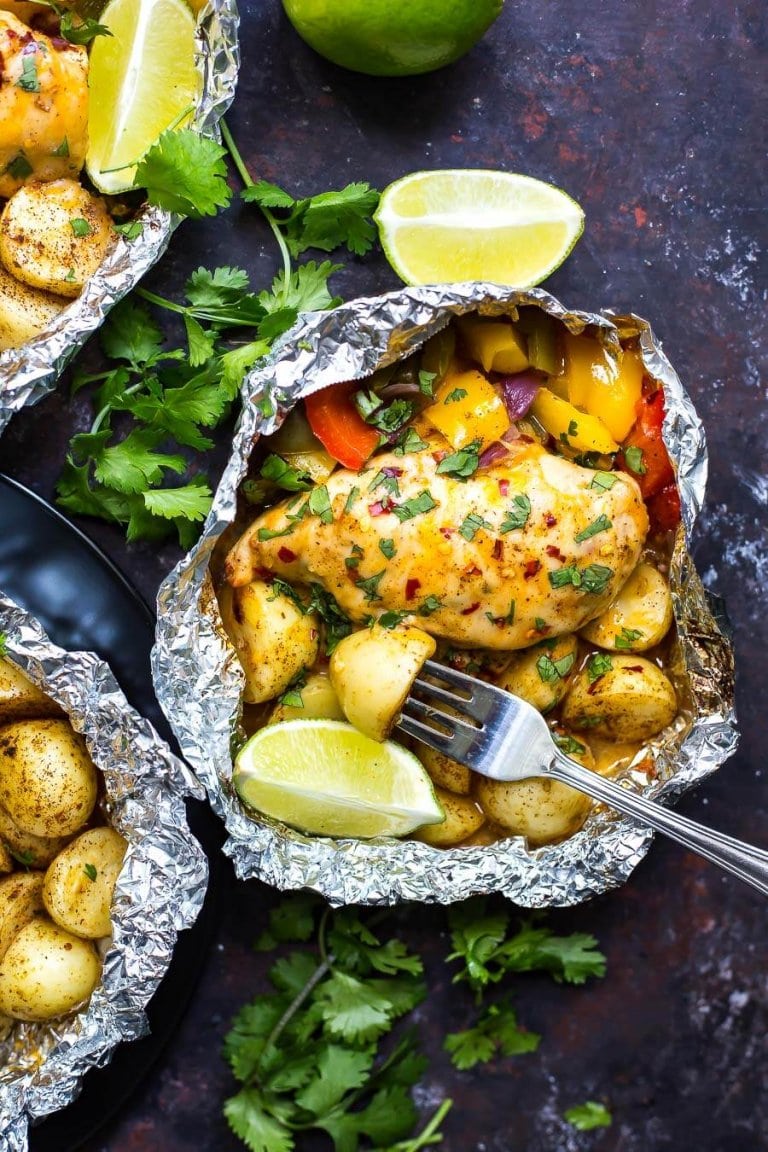 Southwest Chicken Foil Packets + Veggies {No Dishes!} | The Girl on Bloor